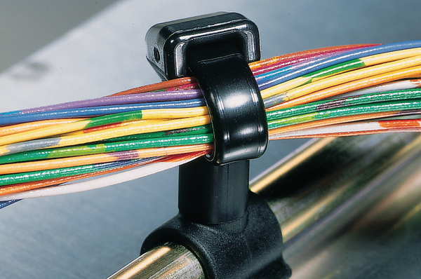 2-Piece Fixing Ties with Pipe Clip, twistable 360° T50SVC5 (155-31202)